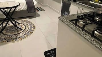 Apartamento, 1 quarto, sacada, vista para o jardim | 1 quarto