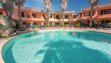 Apartamento, 2 quartos, varanda | Piscina | Piscina exterior