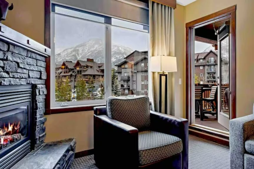 2 Hot Tubs | ️ Mt. View | Spa |⭐️ Near Dt - Canmore
