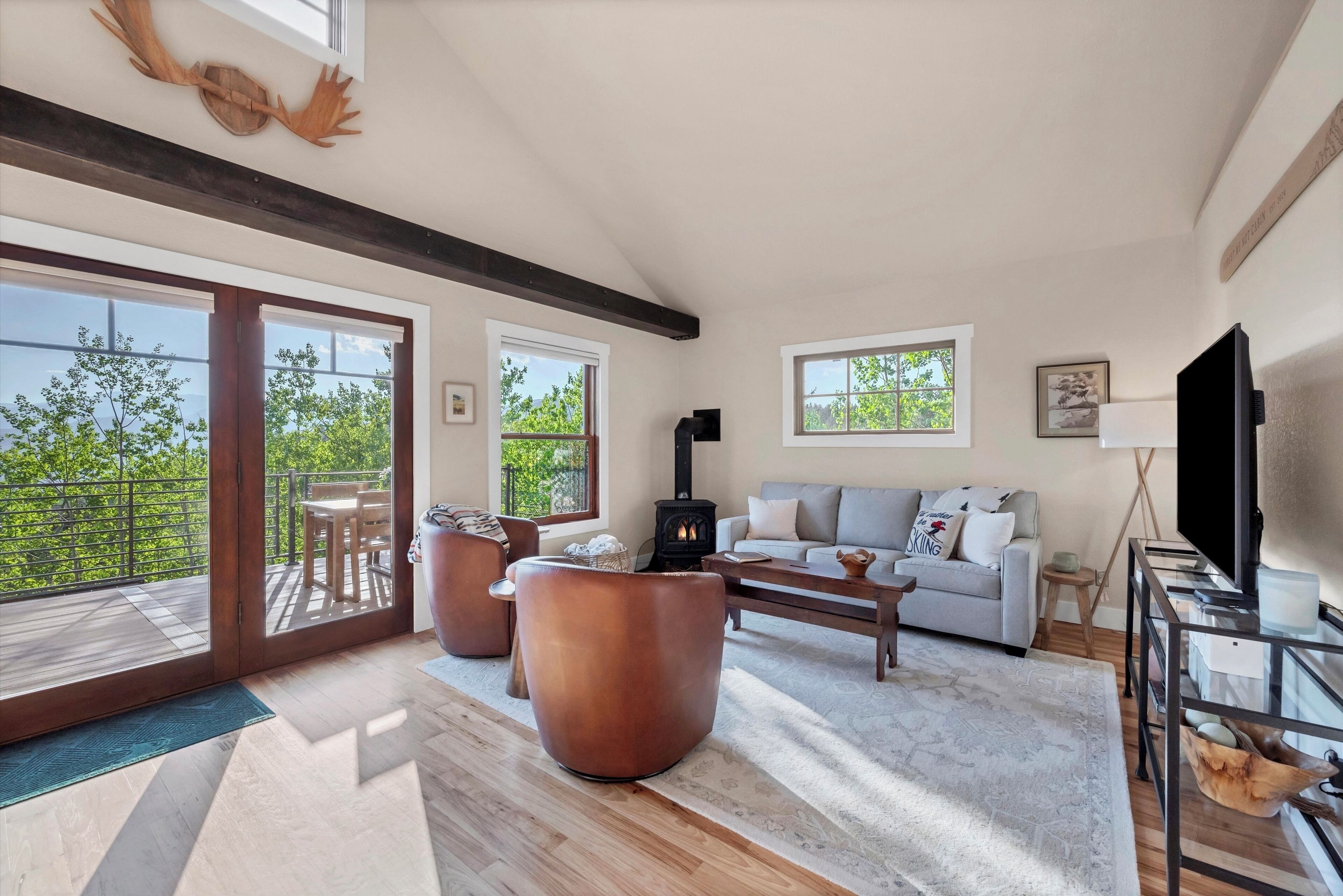 Idaho Springs Dream Cabin  Cozy Seclusion With Gorgeous Mountain Backdrop - Idaho Springs, CO