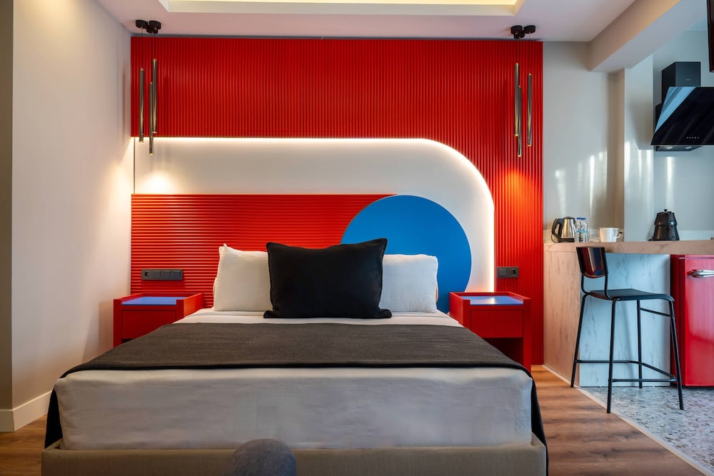 Lucky Monkey Midi Hotel - Antalya