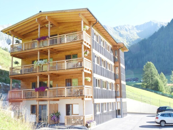 Apartment In Kals Near Ski Resort - Tyrol