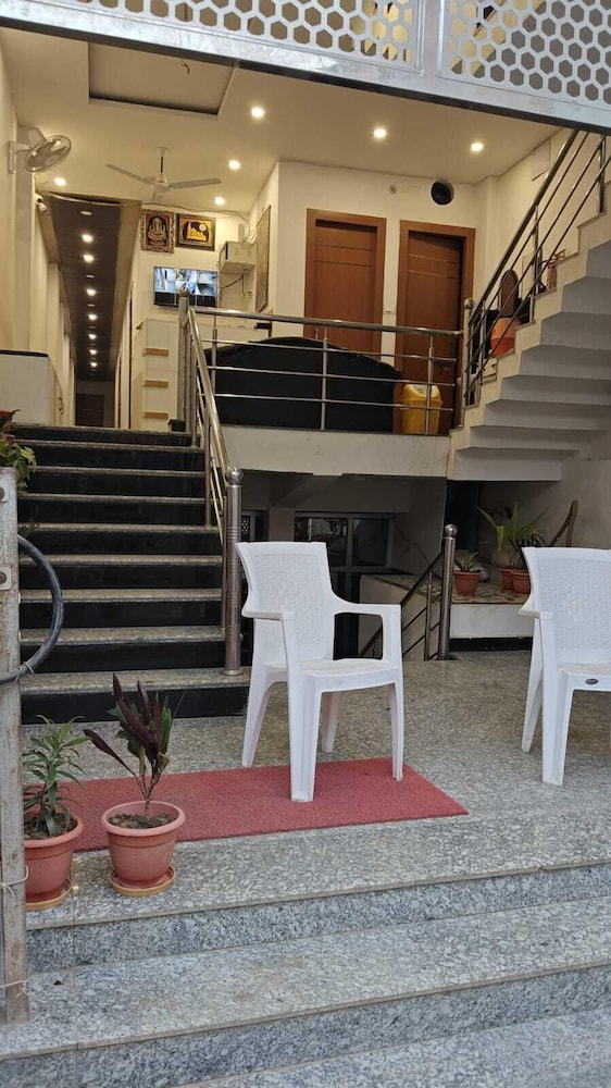 Shivam Guest House - Ayodhya