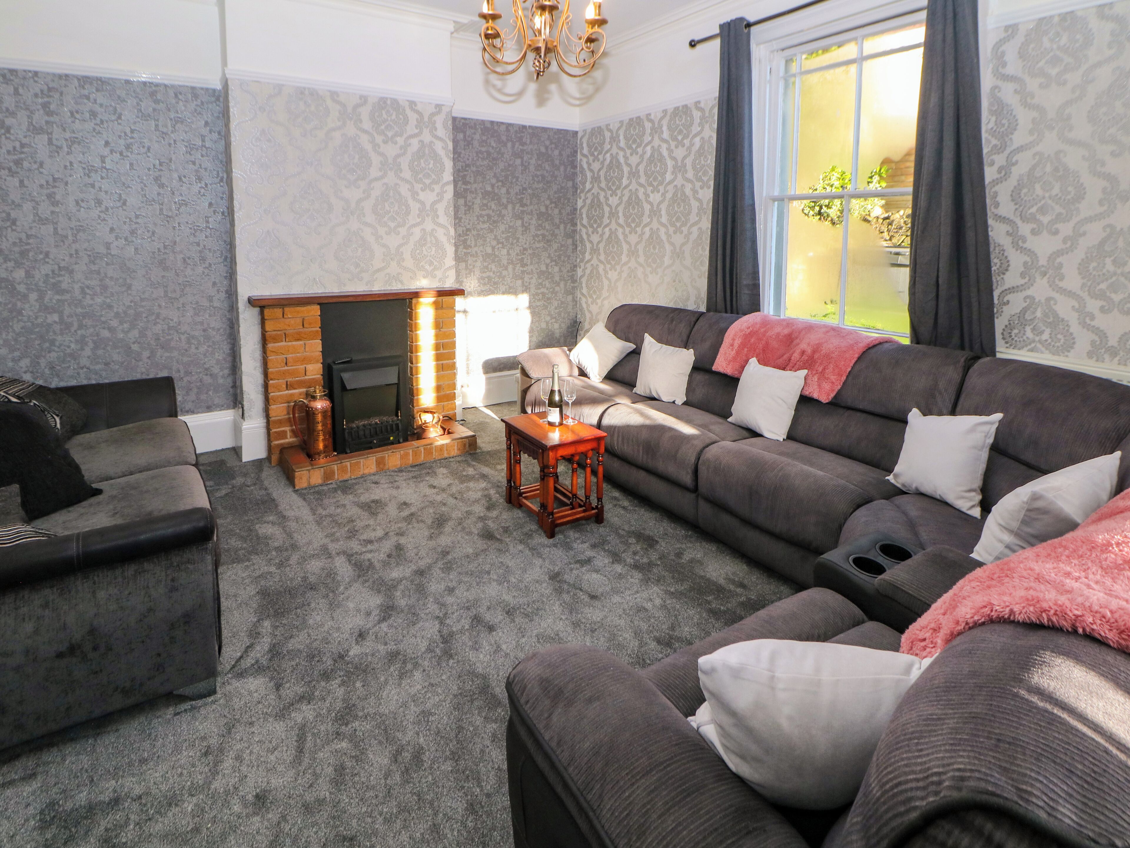 Belgrano, Pet Friendly, Character Holiday Cottage In Matlock Bath - 馬特洛克