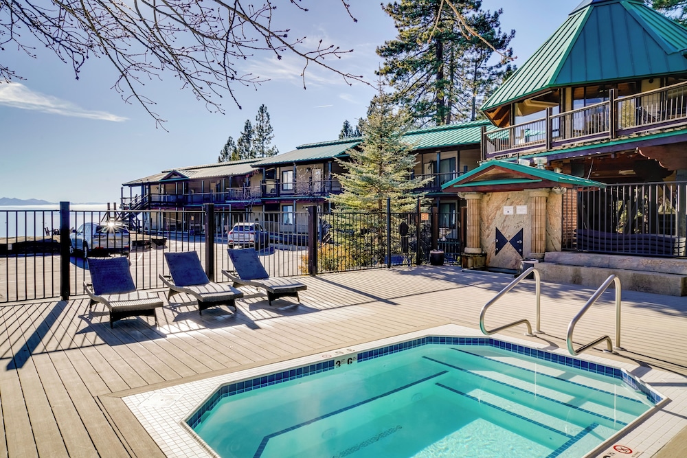 Walk To Beach: Mourelatos Lakeshore Resort Condo! - Lake Tahoe