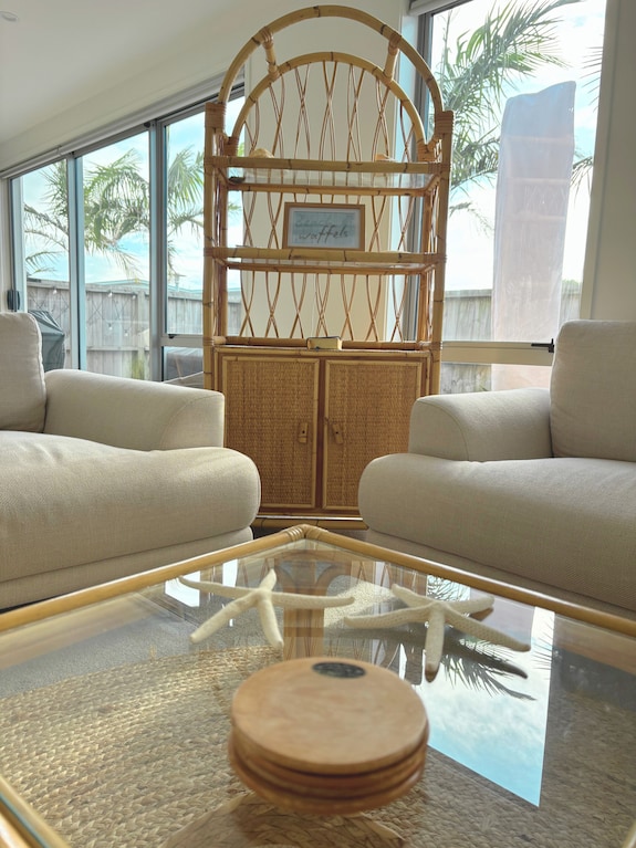 Beach And Waffles @Papamoa - Te Puke