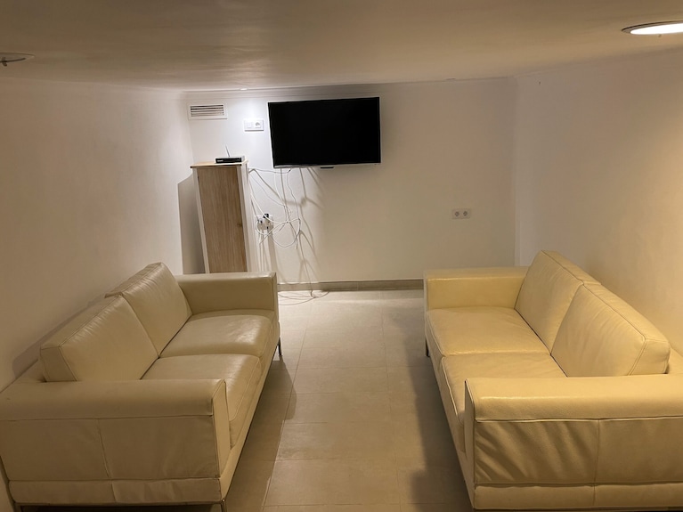 Holiday Home 'Mateu' With Private Pool, Wi-fi And Air Conditioning - Majorca