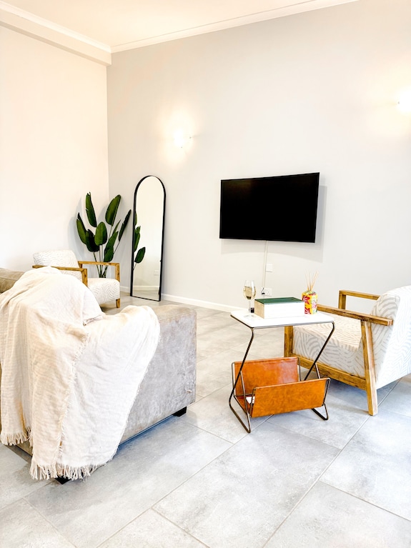 Messe Luxe Charming 2-bedroom Apartment With Wifi, Ac In Amazing Victoria Falls - ビクトリア・フォールズ