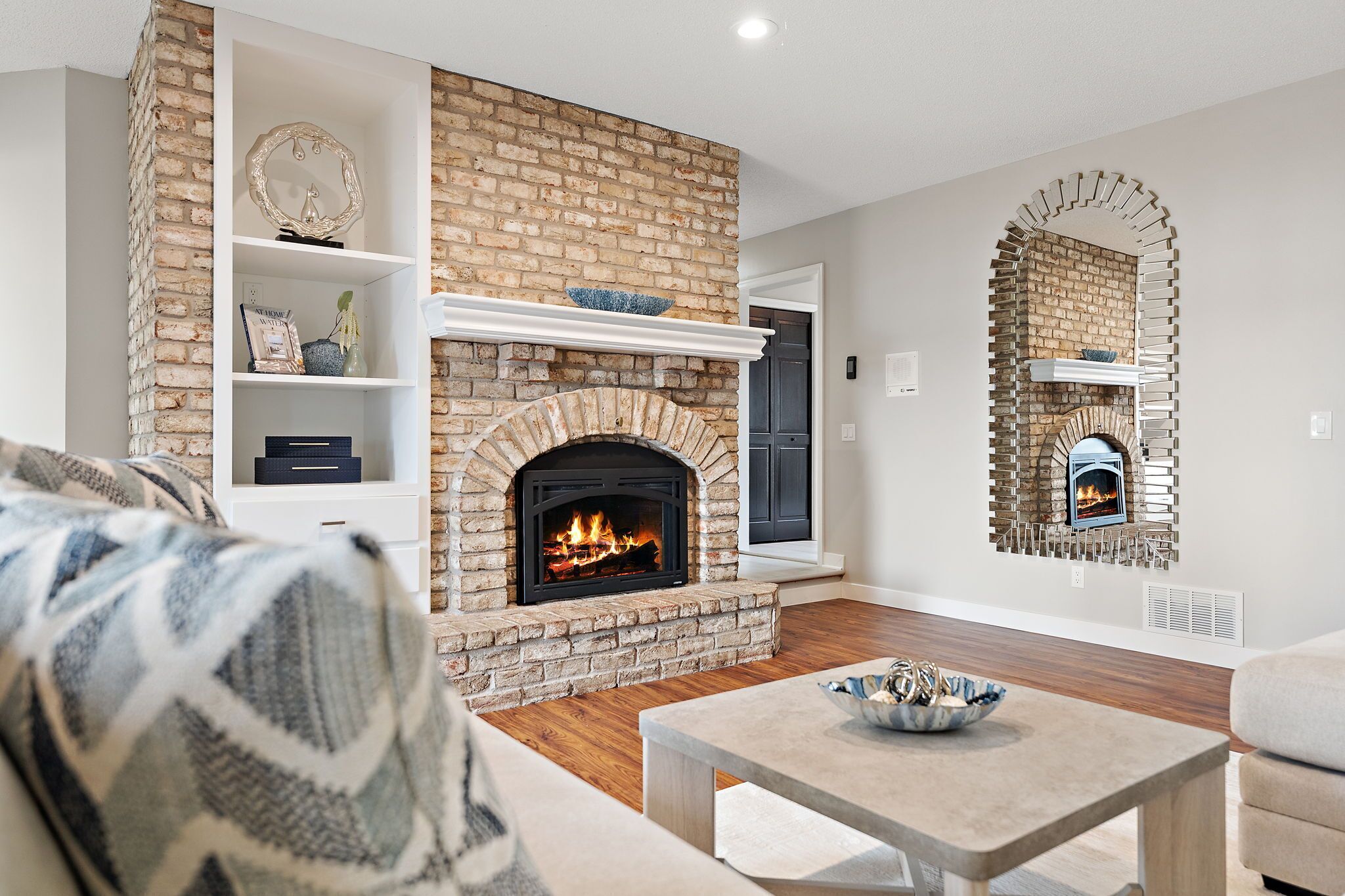 Lakeside Luxury For Every Kind Of Guest - - 5-bedroom Escape For Making Memories - 플리머스