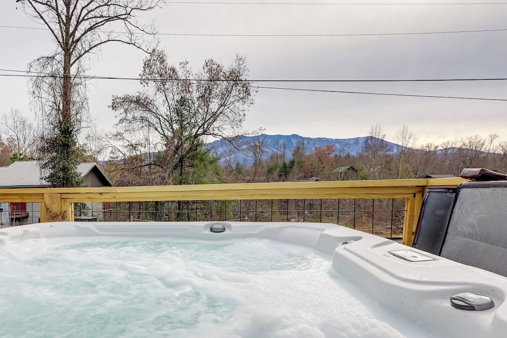 Family-friendly Cabin W/ Hot Tub In Gatlinburg! - Gatlinburg