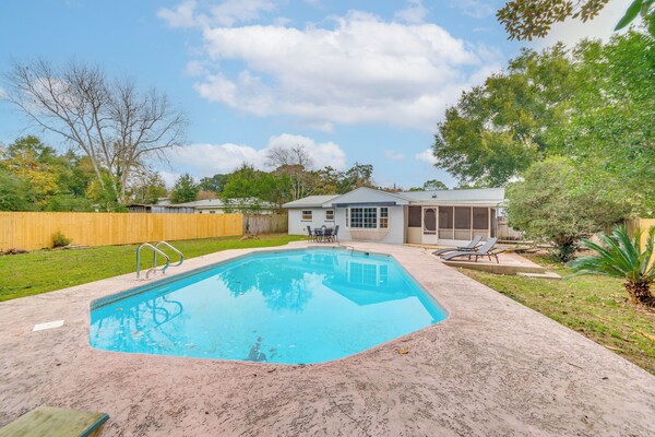 Foosball Games & Al Fresco Dining: Pensacola Home! - University of West Florida, Pensacola