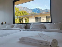 Villa, 1 quarto, casa de banho privativa, vista para a montanha