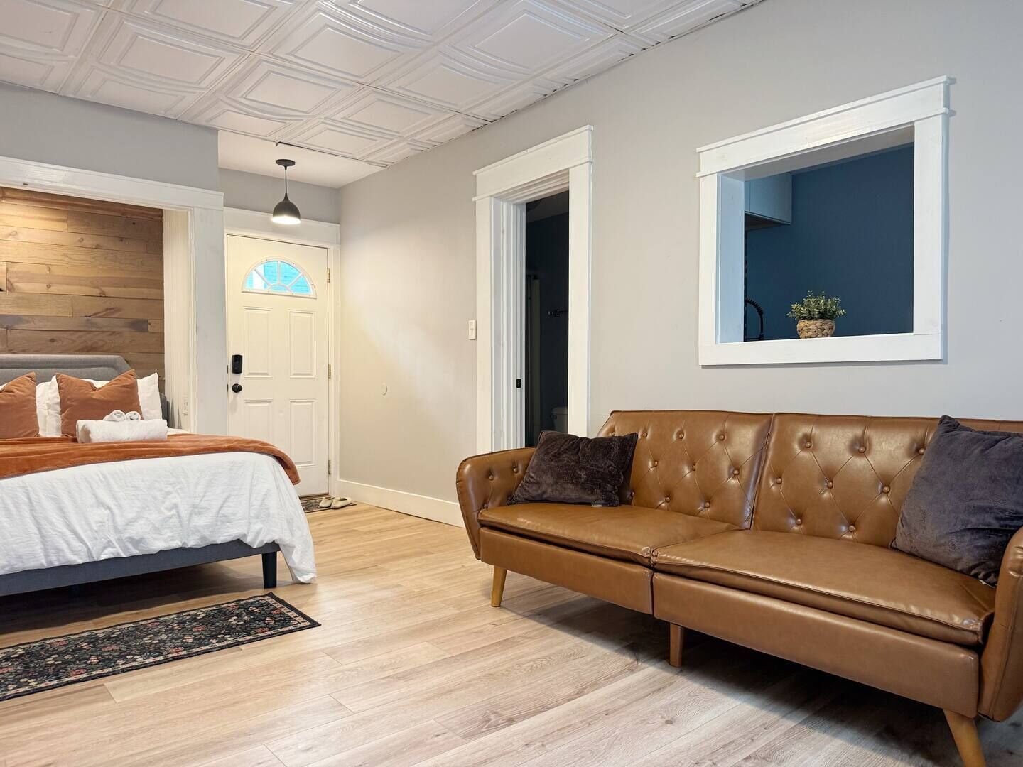 Chandler B - Queen 1bd/1ba Apt Near Downtown - Evansville, IN