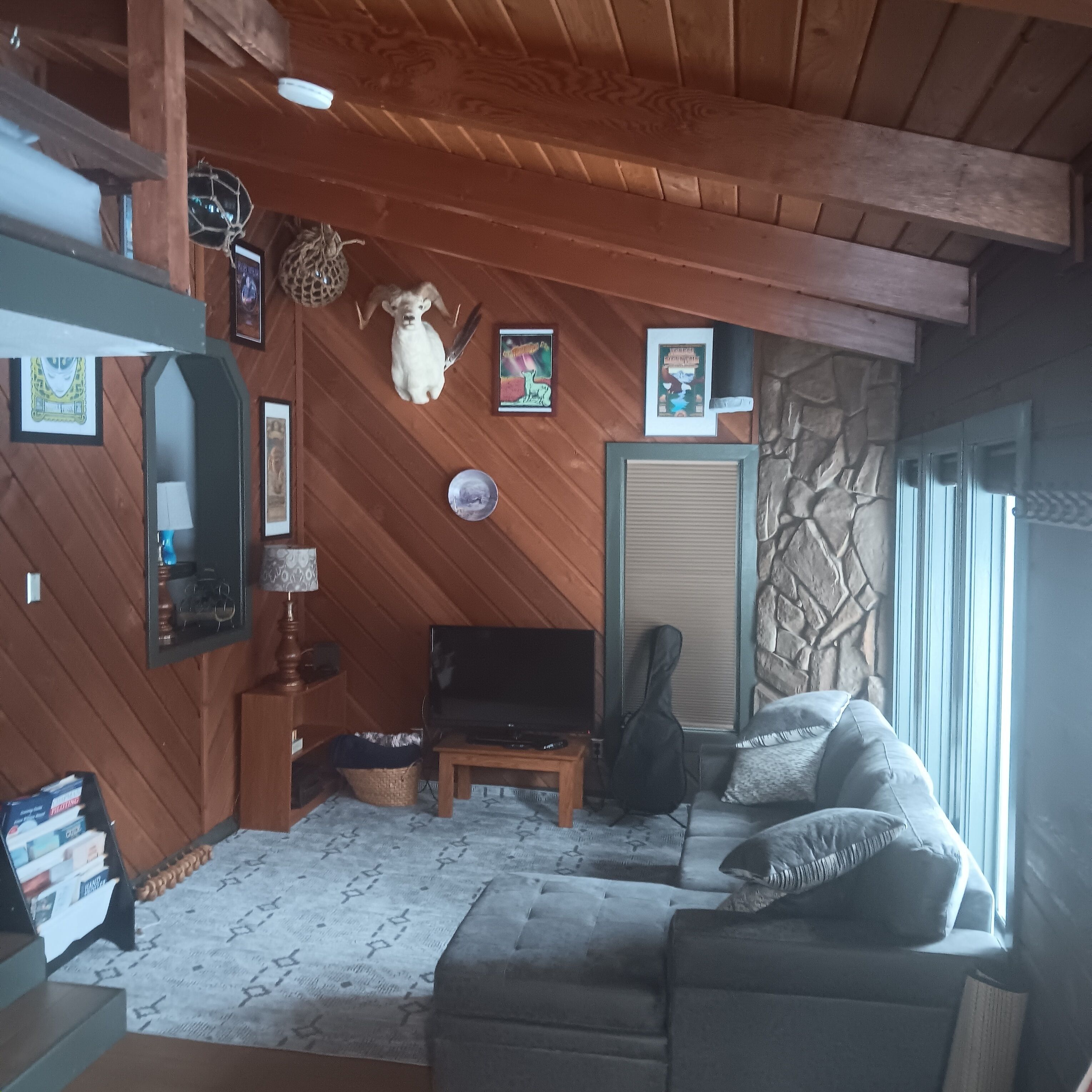 Girdwood Ski Cabin.  Wild Iris Chalet .5 Miles From Daylodge. - Girdwood, AK