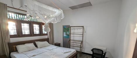 Quarto Duplo Comfort, vista para o jardim | Wi-fi grátis