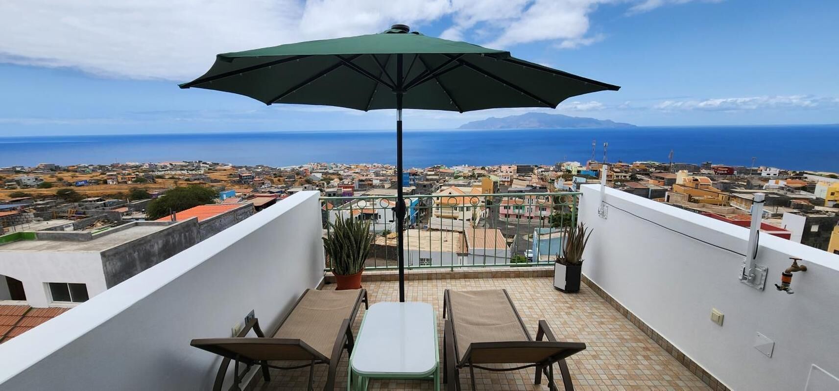Casa, 3 quartos, varanda | Sala de estar