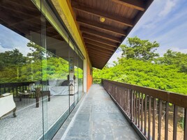 Vila | Detalhe da fachada