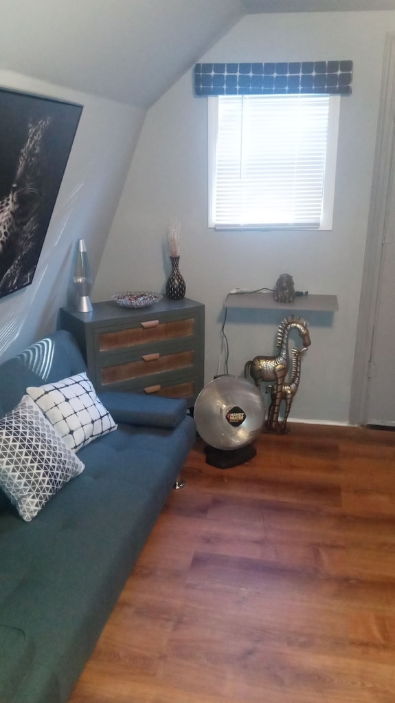 Charming And Lovely Cabin/ Loft In Fabulous Atlanta With Ac, Wifi. - Atlanta, GA