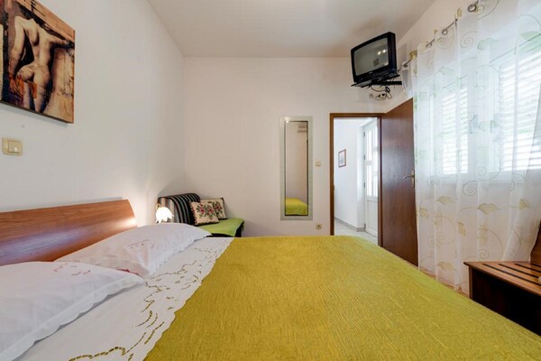 Apartment Tafra 4 - Mimice