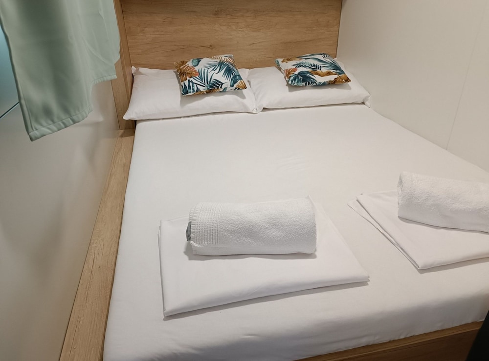 Comfort Two Bedroom Mobile Homes Pirovac - Pirovac