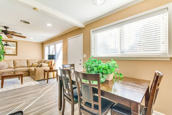 6 Mi To Dtwn: Charming Home In Little Rock - Little Rock, AR