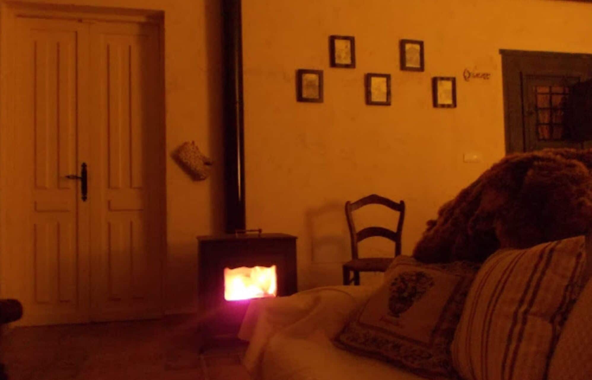 Nice 3-bedroom Cottage In Purias. - Lorca