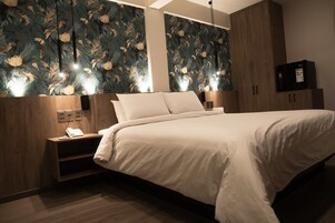 Minibar, Wi-fi grátis, roupa de cama fornecida 