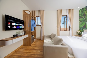 1 quarto, minibar, com decoração personalizada 