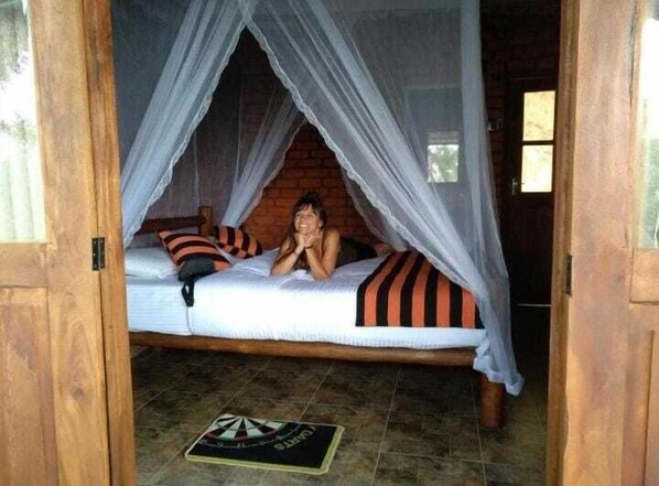 Quarto Clássico com Cama de Casal, varanda, vista para a montanha | Wi-fi grátis 