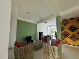 Quarto Duplo Básico, varanda | Sala de estar
