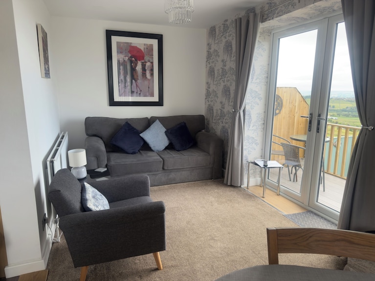 Stunning Views. Countryside Walks Or Cycle Trails. Nearby Pubs And Music Venues - Halifax, Royaume-Uni