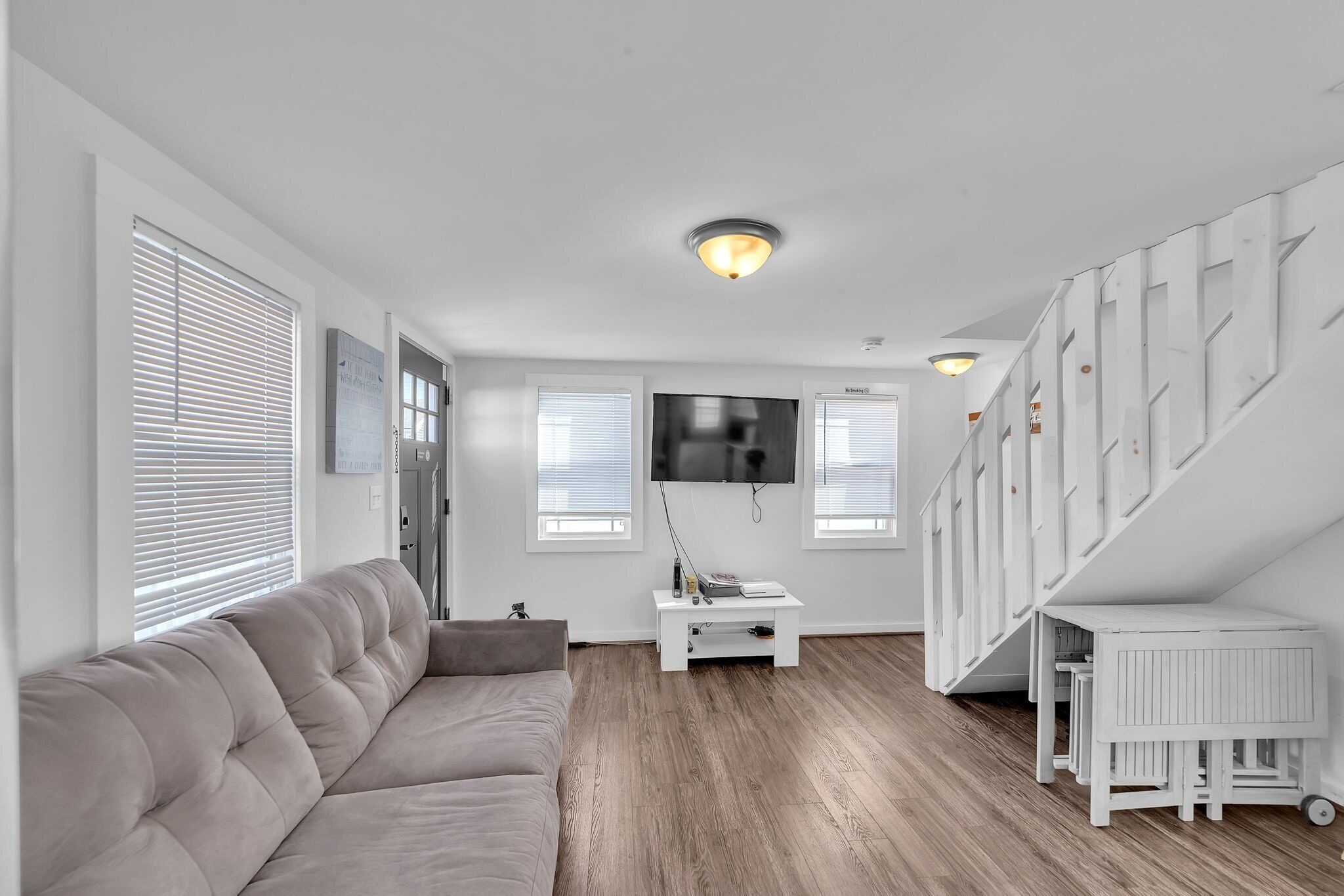 New! Charming 2-br Home, 4 Blocks To The Boardwalk - Seaside Heights, NJ