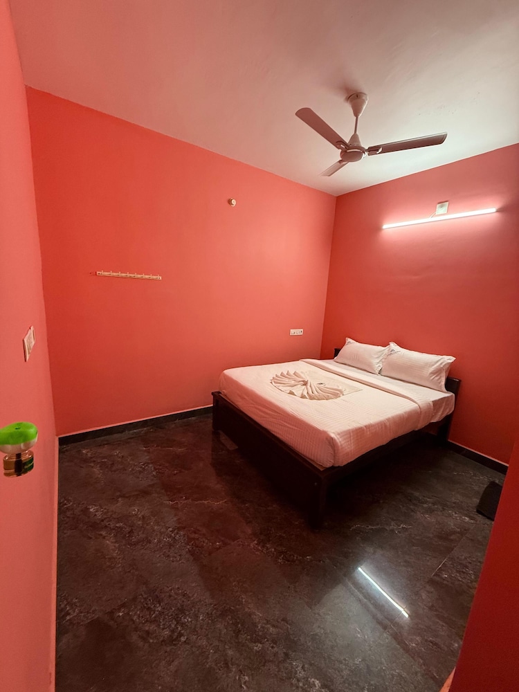 Ilford Castle Home Stay Pondicherry - Tamil Nadu