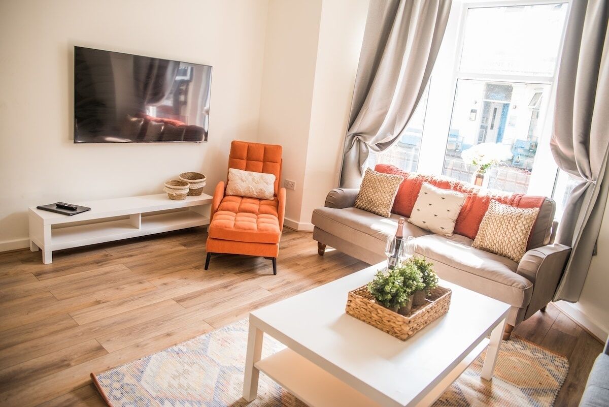 Vance Retreat-1. 3 Bed Sleeps 8. - Blackpool