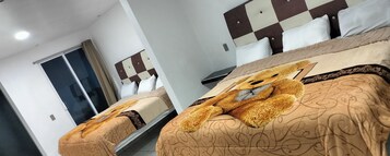 Quarto Familiar | Ferro/tábua de engomar, Wi-fi grátis, roupa de cama fornecida 