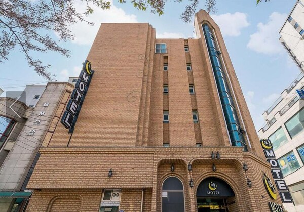 썸호텔 - 서둔동