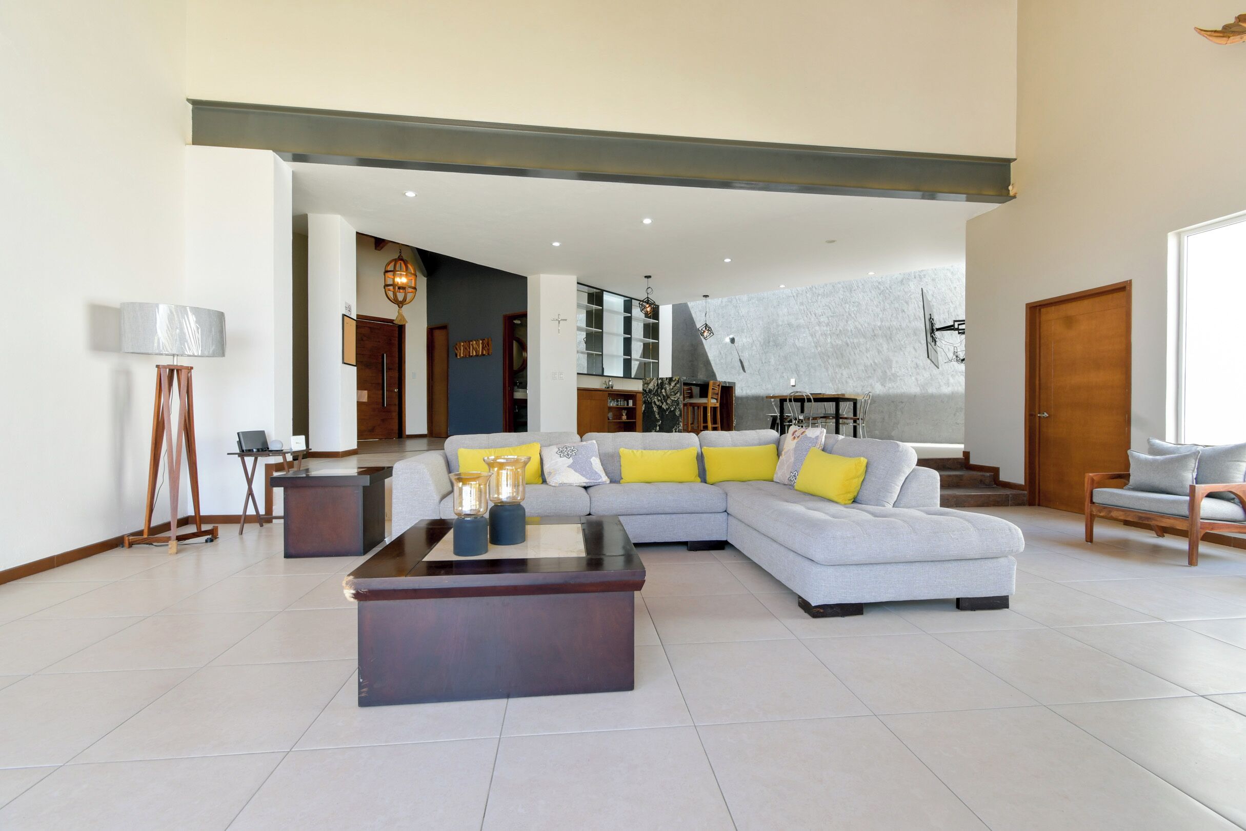 Casa Familiar, vista para o jardim | Sala de estar