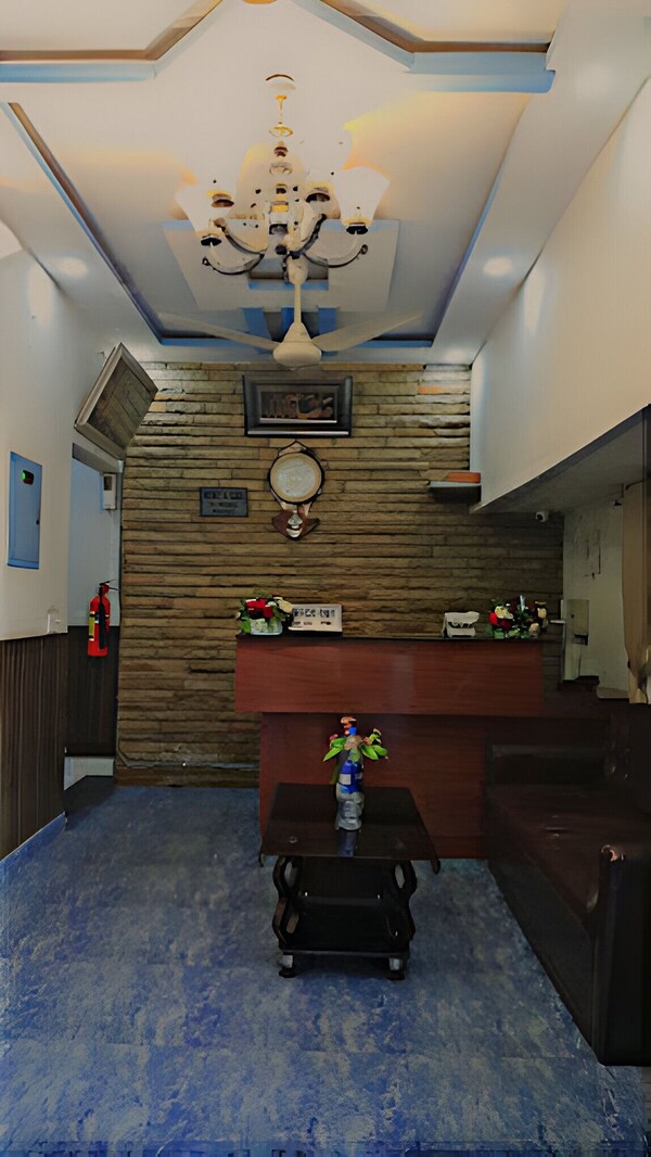 Lavish Inn Guest House - Karachi