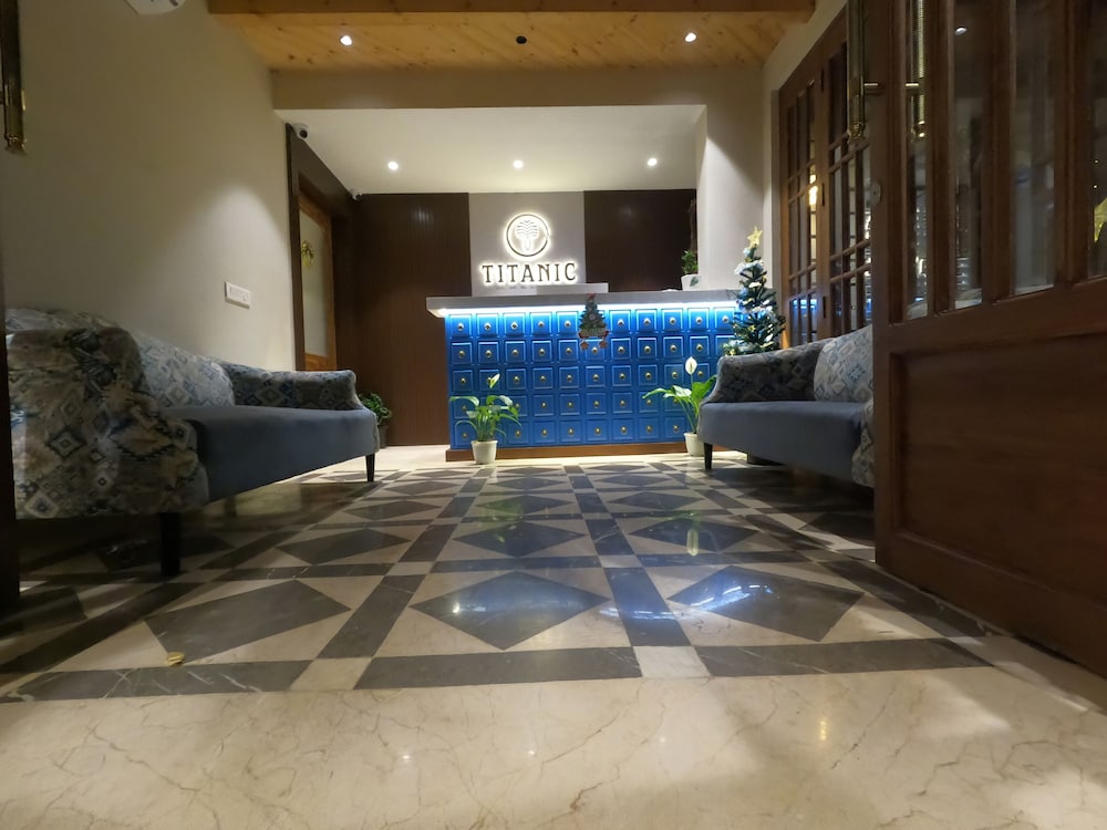 Titanic Boutique Hotel - Anjuna