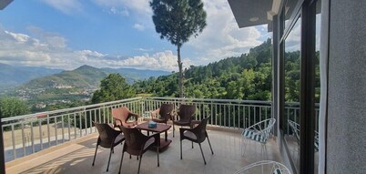 Royal Continental Hotel 