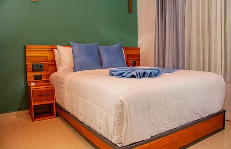 Romantic Private Villa W/ Hot Tub & Pool - Monterrey Near La Fortuna - La Fortuna