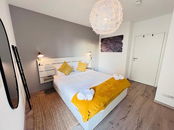 Lovely 1 Bedroom Flat W Balcony&parking - Luxemburg