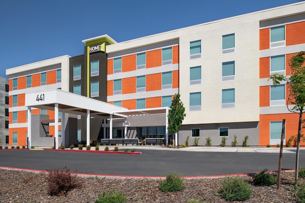 Home2 Suites By Hilton Woodland Sacramento - Davis, CA