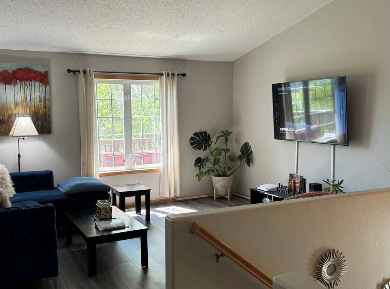 Serene Neighborhood\\hospital\\interstate\\city Attraction\\interstate - Fargodome