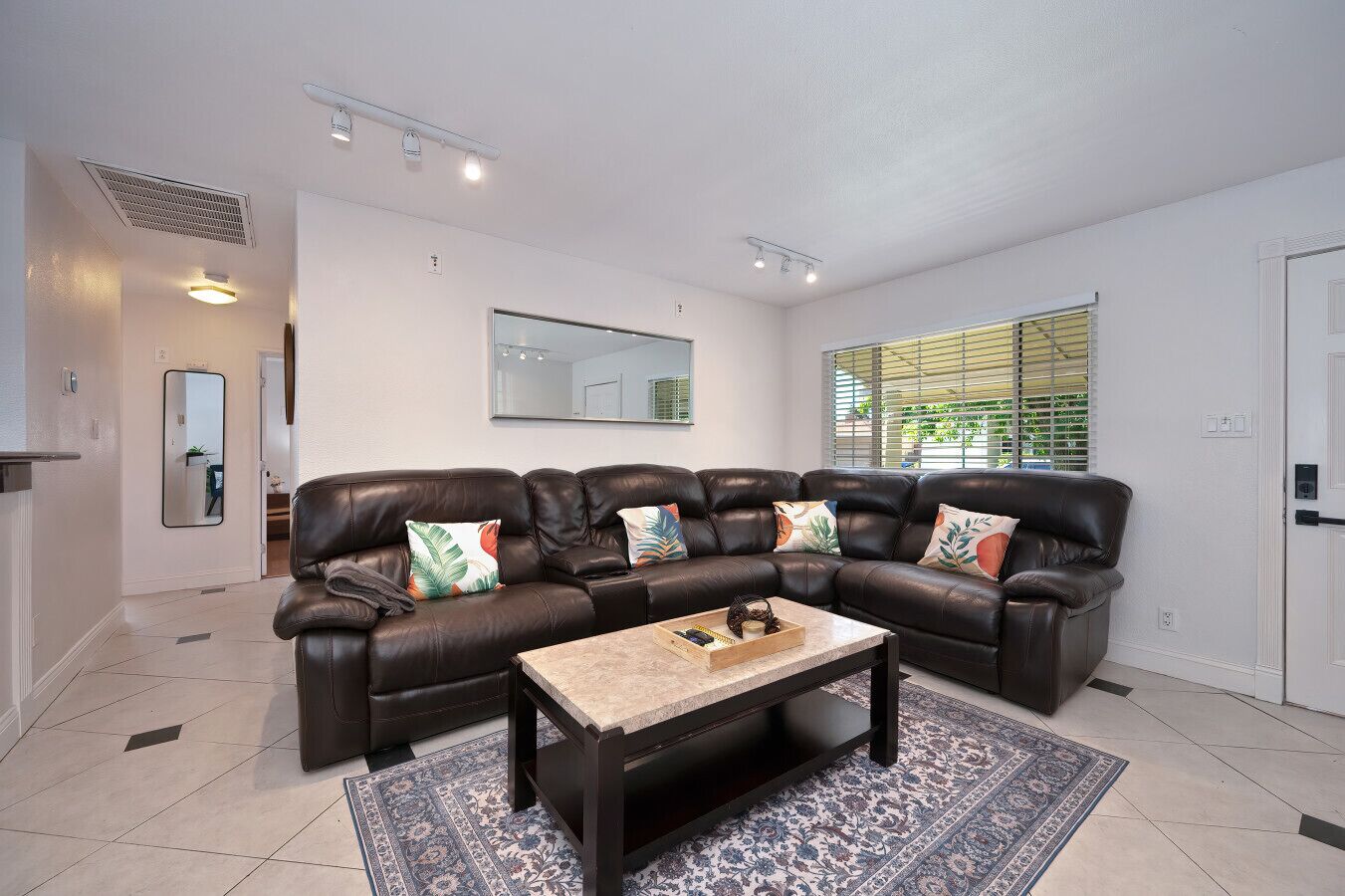 Calexpo/arden/hottub/pool/firepit/bbq/no Pet Fee - Sacramento