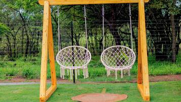 Casa, 6 quartos, fumadores, varanda | Terrenos do alojamento