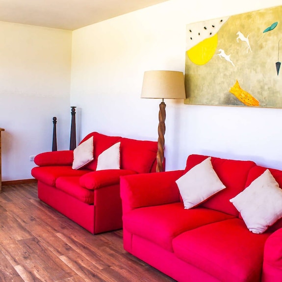 Hop Munay: Espiritual Y Acogedora, Con Gran Jardín - San Clemente