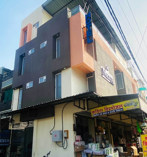 Hotel Nexus - Indore