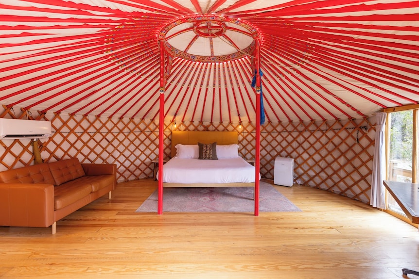 Secluded, Romantic Yurt W/hot Tub At The Yurtopian - "Mila" - Canyon Lake, TX