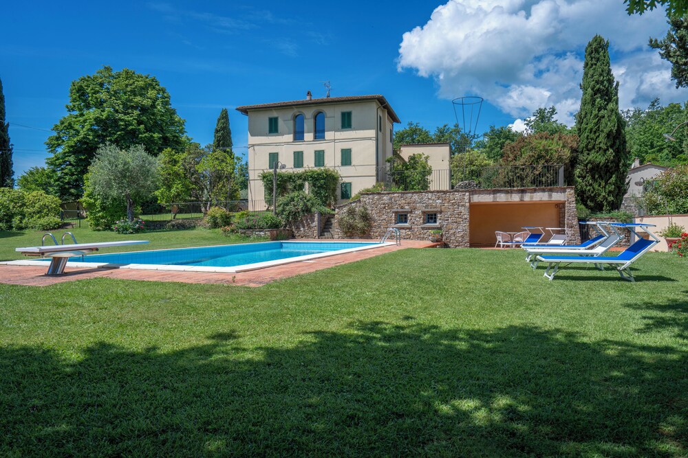 Il Villino Del Collezionista With Pool In Pistoia - Pistoia